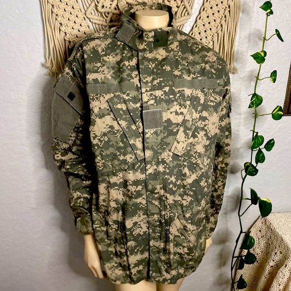 U.S. Army | Jackets & Coats | True Army Combat Uniform Military Jacket ...